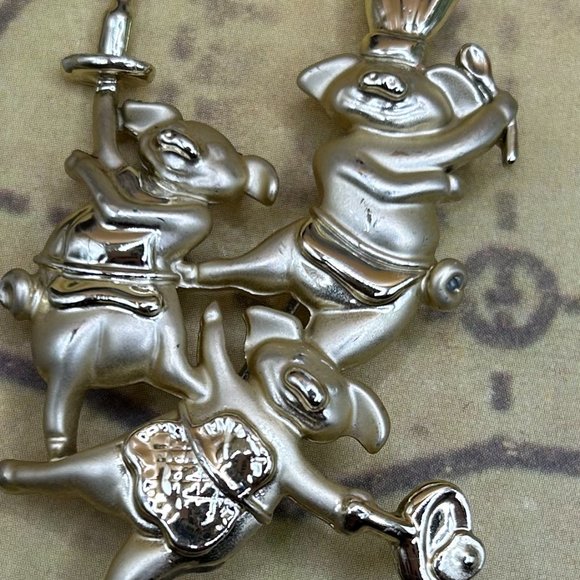 Ajc | Jewelry | Vintage Pigs Cooks Chefs Gourmet Culinary Theme Gold ...